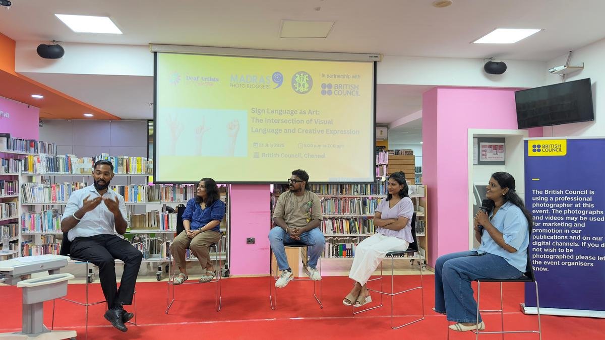 Sign language as art: Dialogue on sign language and accessibility in ...